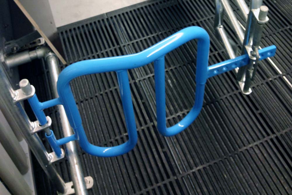 Self-supporting cast iron slats for pig farms - low mounting costs